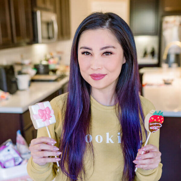 Lisa He – Nakano Knives